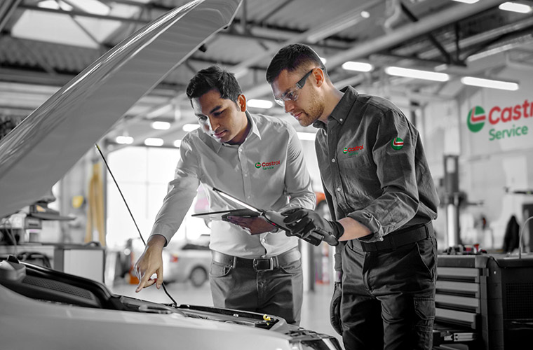 Huge variation in car repair costs in France, electric costs 15% more ...